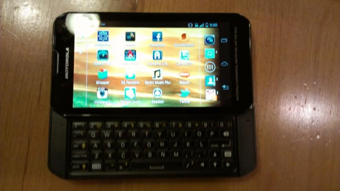 Mysterious Sprint Motorola Full QWERTY Keyboard Smartphone Outed - Talk ...