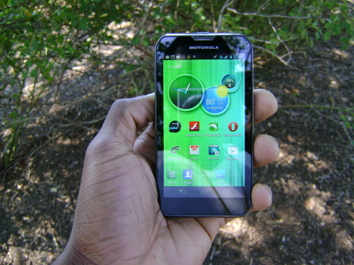 Motorola Photon Q 4G LTE Review: Hands-Down The Best QWERTY Slider ...