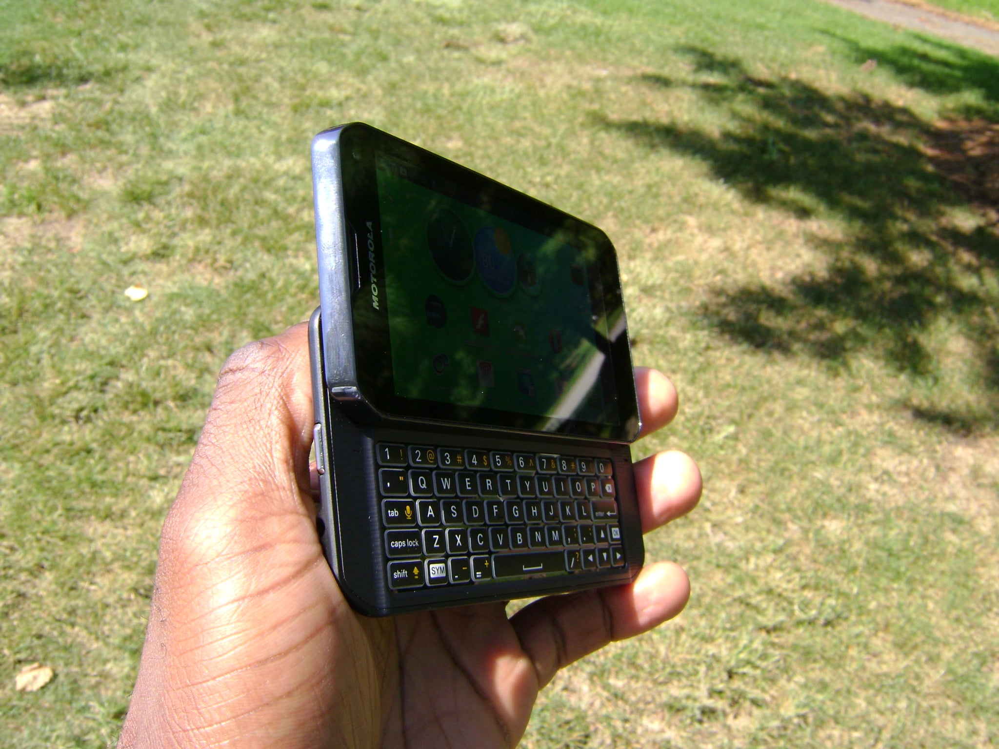 Motorola Photon Q 4G LTE Review: Hands-Down The Best QWERTY Slider ...