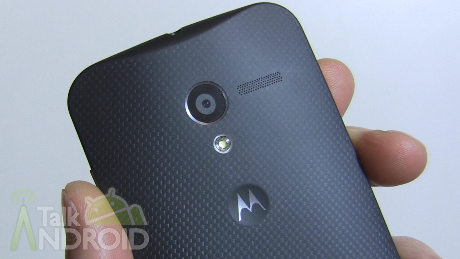 Moto X review: finally a smartphone with features that matter - Talk ...