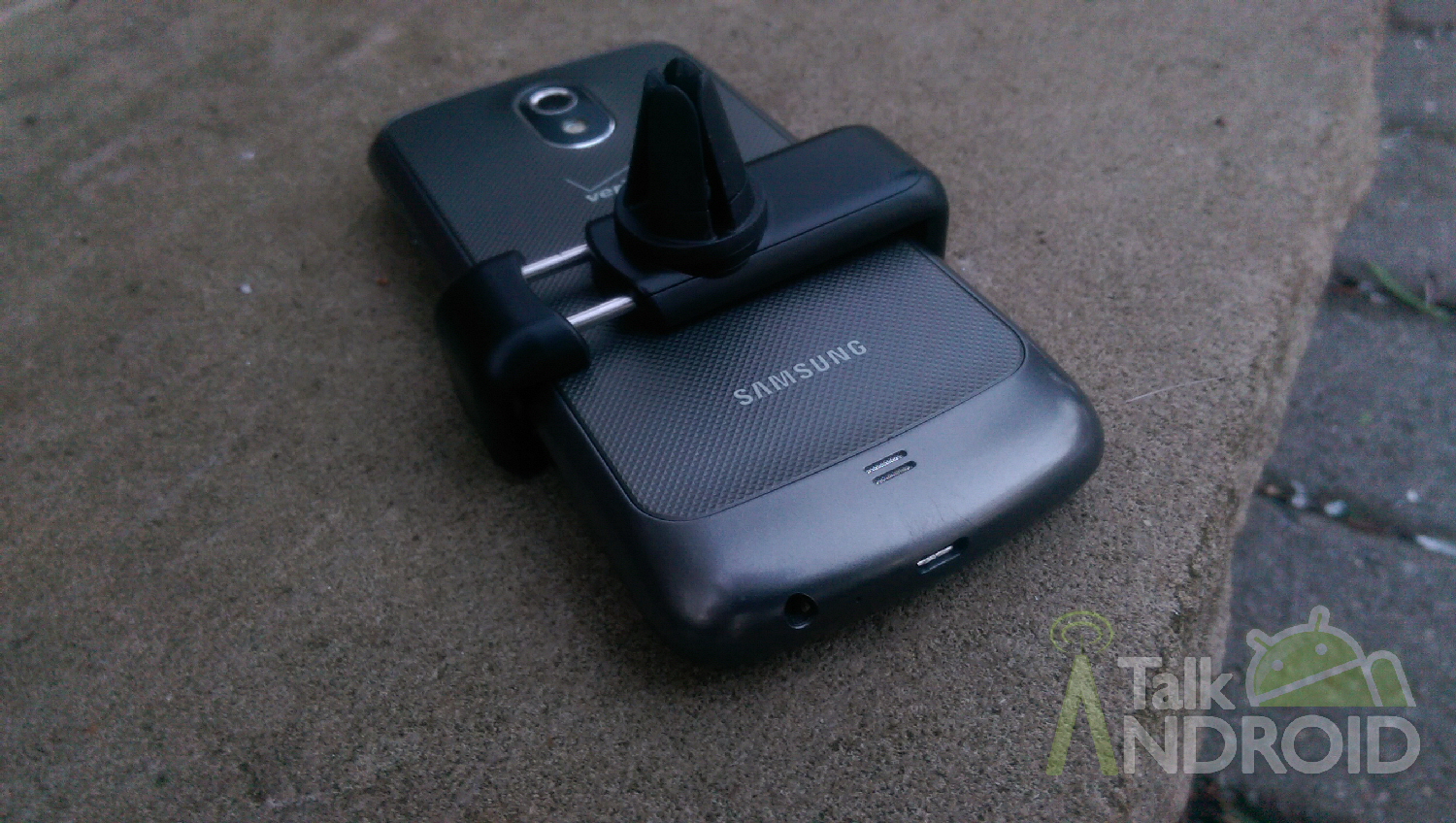 Kenu Airframe+ portable car mount review - Talk Android