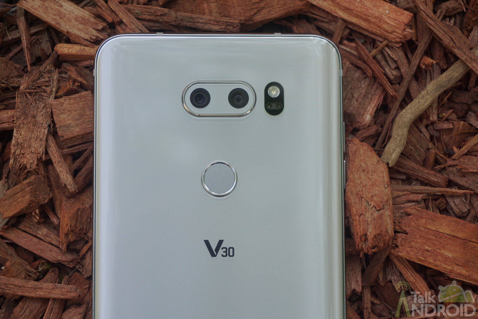 [TA Deals] Save 38% on an unlocked LG V30+ with 128GB of storage - Talk ...