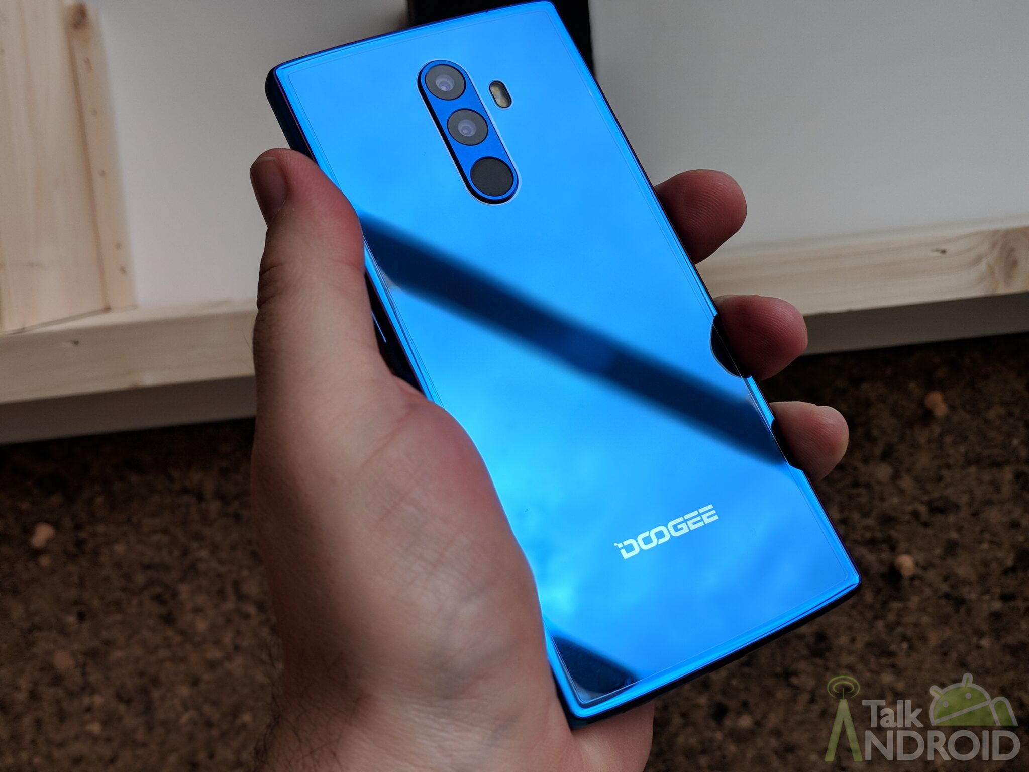 Doogee Mix 2 review: Life is full of compromises... - Talk Android