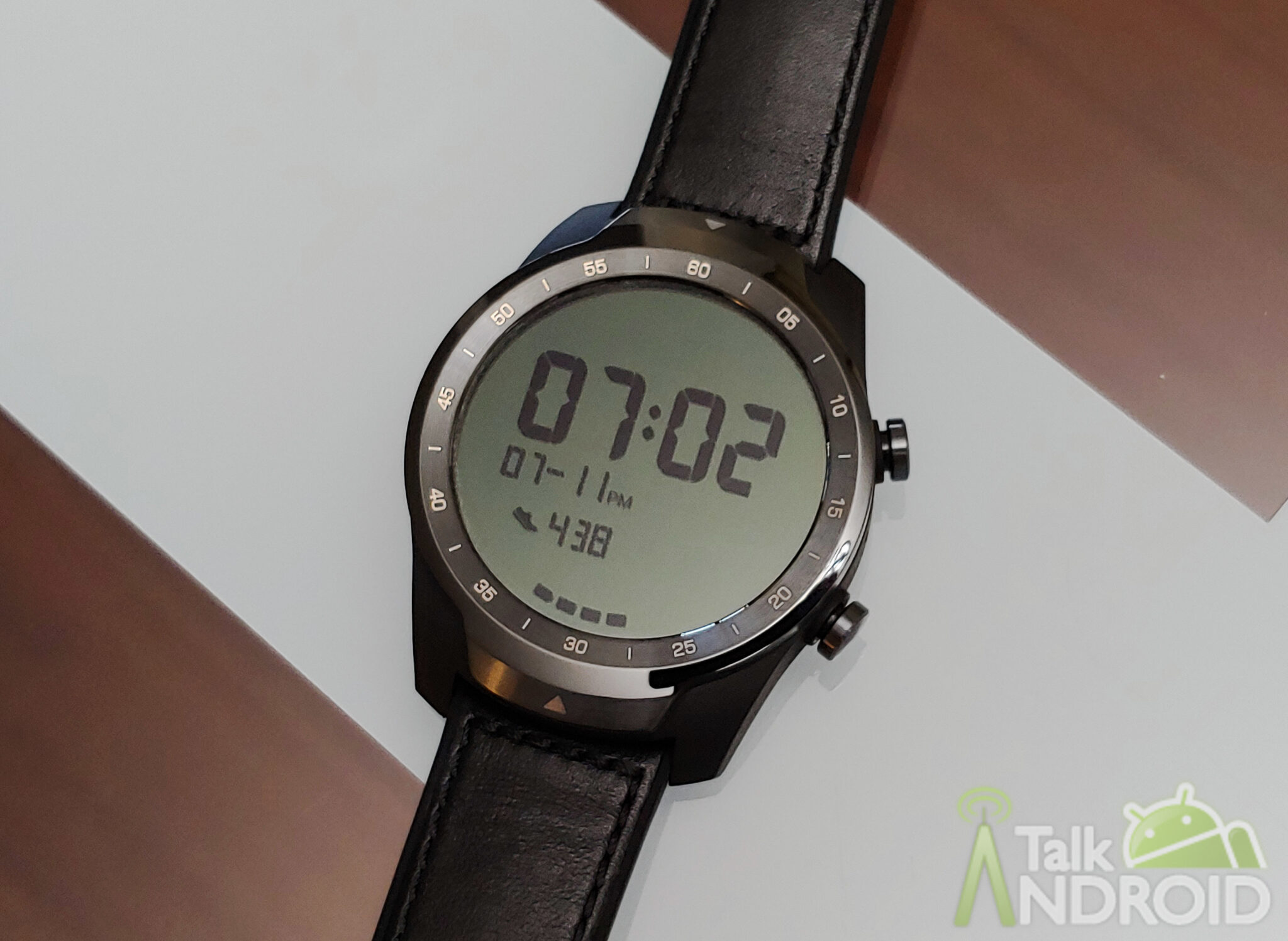 TicWatch Pro review: Layered displays make it a battery champ - Talk ...