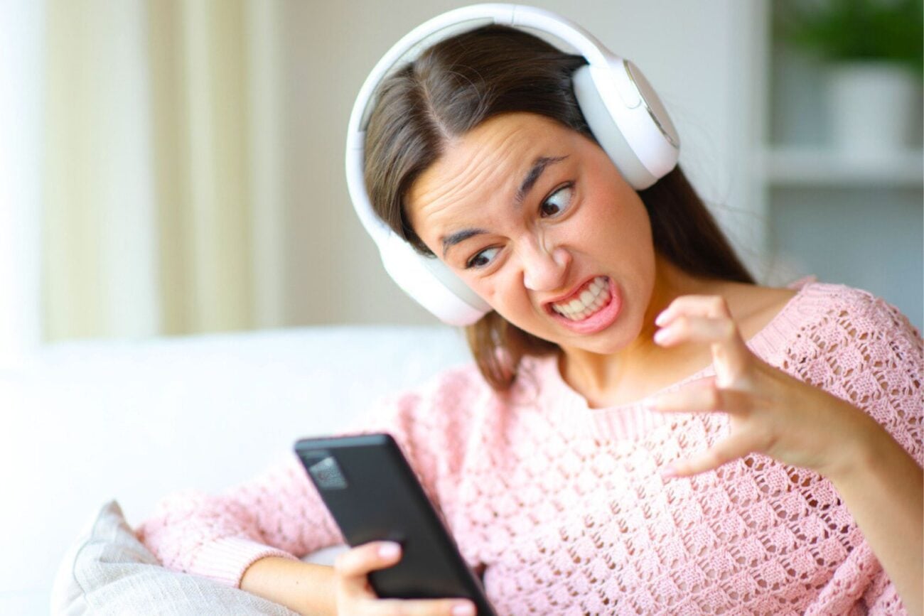 Phone keeps turning off and on by itself Here are 6 ways to fix it fast ...