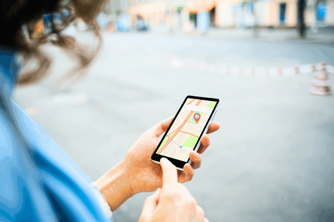 Track any phone for free right now using this hidden Google Maps trick ...