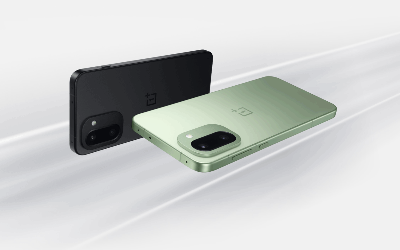 OnePlus 15R doubles down on selfies with a 32MP autofocus front camera ...